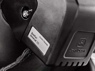 Precision Turf Technology | John Deere IE