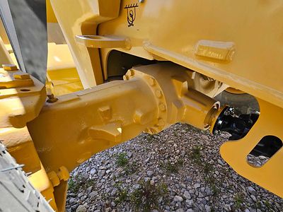 Engines and Drivetrain | John Deere IE