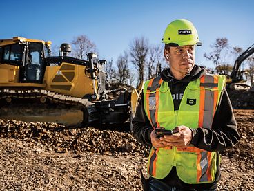 Connectivity and Digitalization | John Deere IE