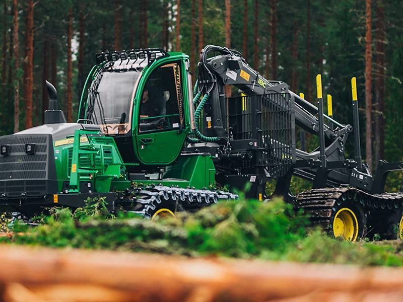 Grapples | John Deere IE