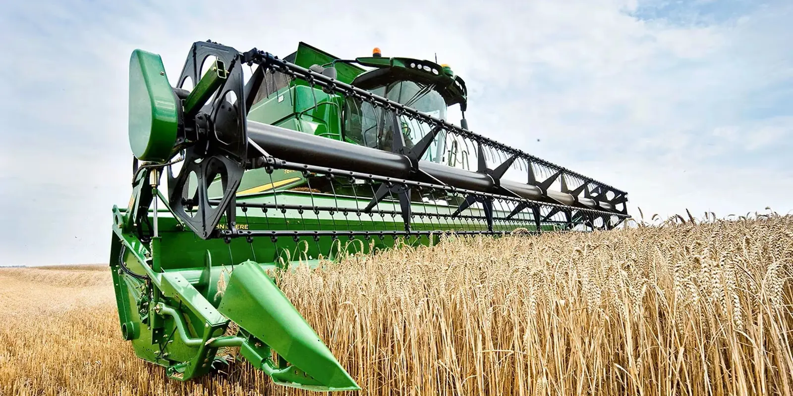 Headers and Platforms | John Deere IE